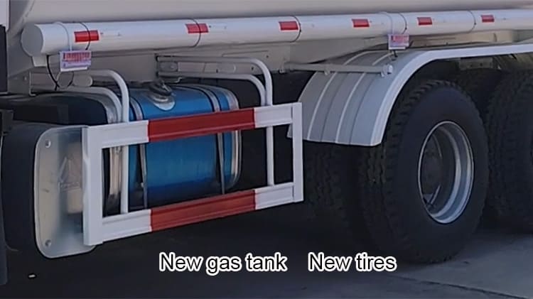Used Howo Fuel Oil Tanker Truck 20000liters for Sale in Ghana
